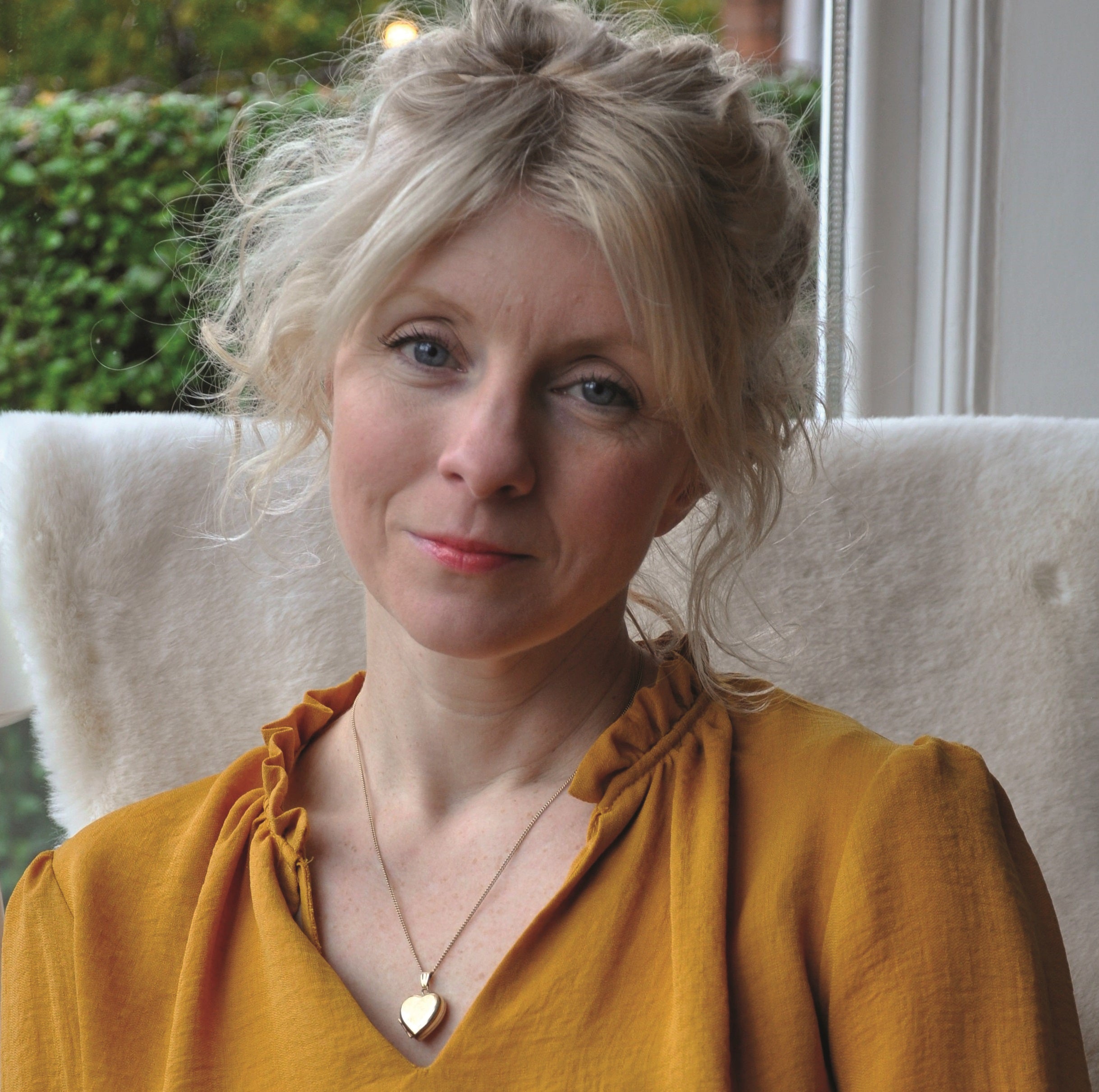 MEET LIZ BERRY - The Poetry Book Society